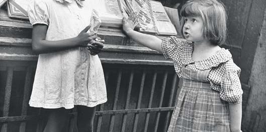 Life in the West End 1947-1953: the Photography of Jules Aarons – The ...